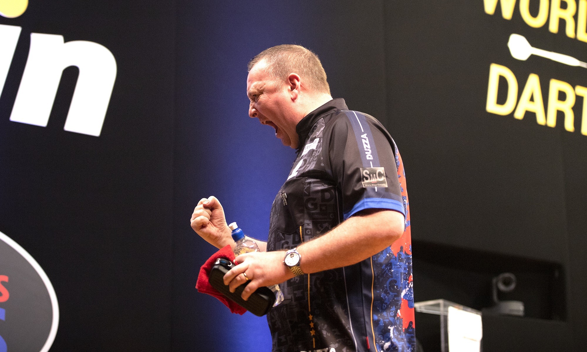 Durrant denies Van Gerwen to reach World Series of Darts Quarter-Finals ...
