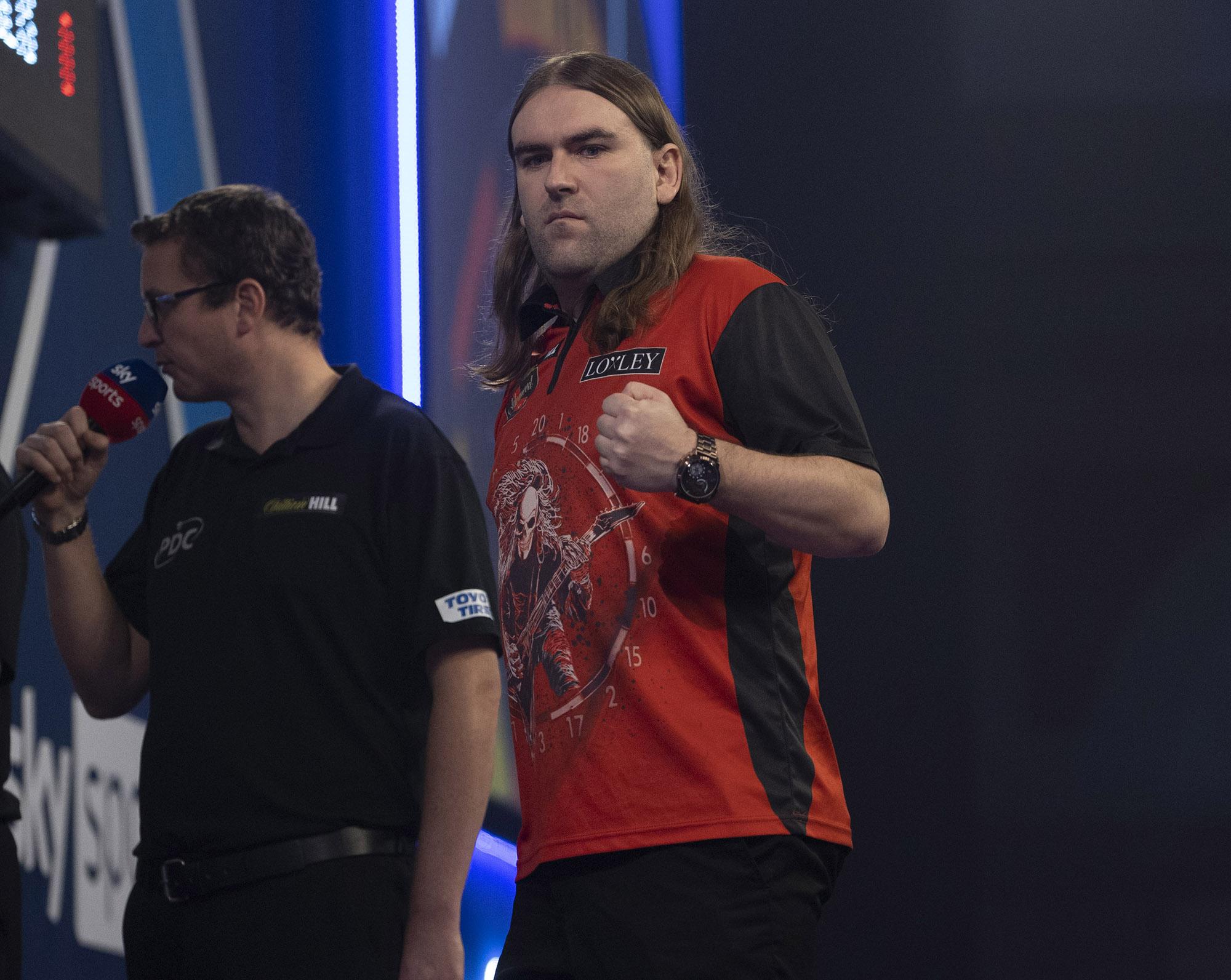 Searle comeback stuns Schindler at the Gibraltar Darts Trophy as ...