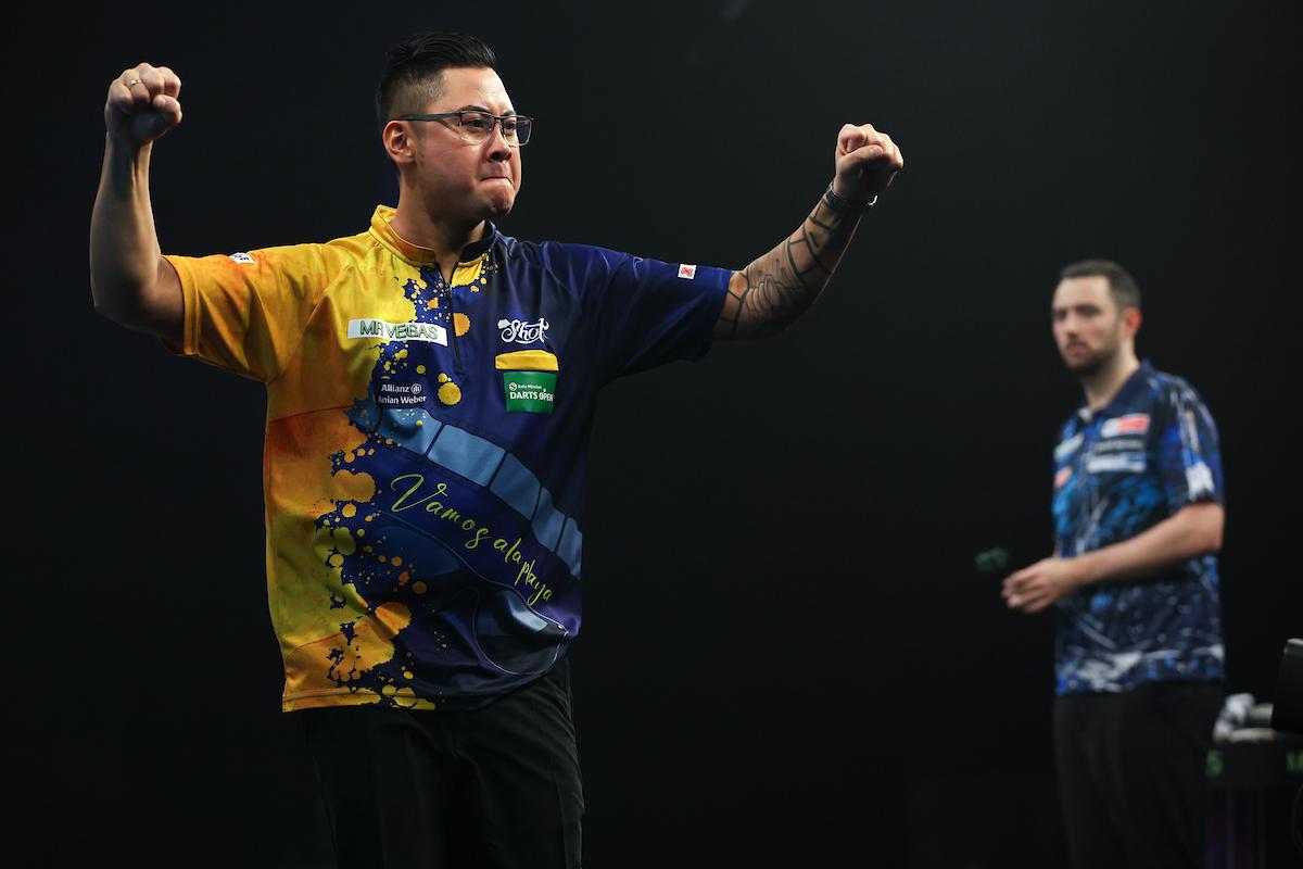 Rowby-John Rodriguez stuns Luke Humphries in Grand Slam of Darts opener ...