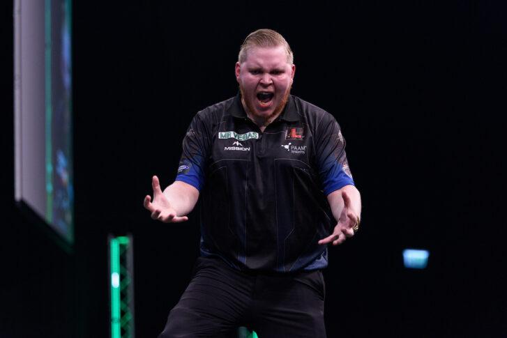 Bunting crashes out after Tingstrom defeat at Nordic Darts Masters